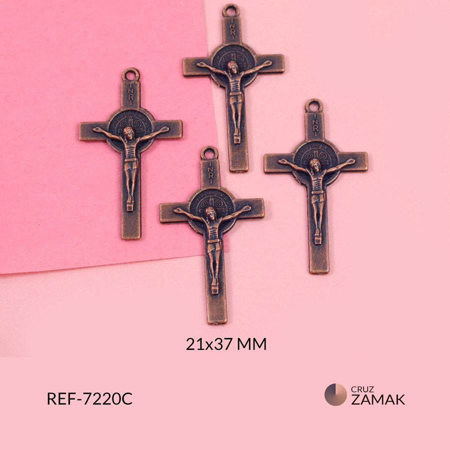Cruz zamak San Benito color cobre 21x37mm / paquete x 12 unidades / Ref ...